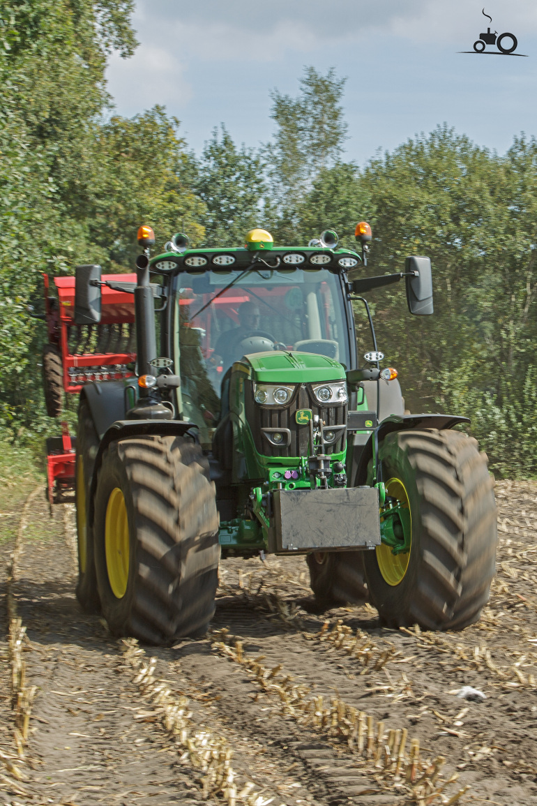 Foto John Deere 6155R #1489982