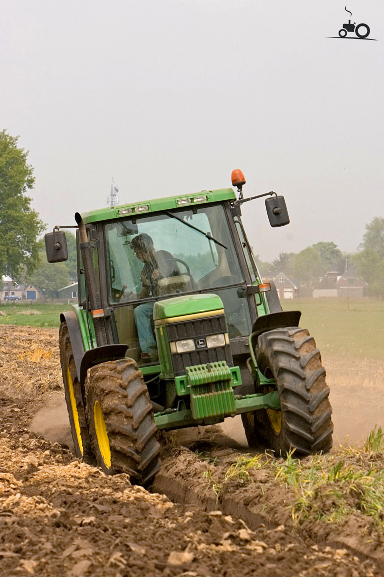 Foto John Deere 6400 #1490500