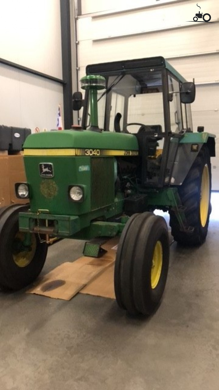 Foto John Deere 3040 #1494050