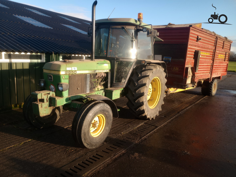 Foto John Deere 2850 #1500899