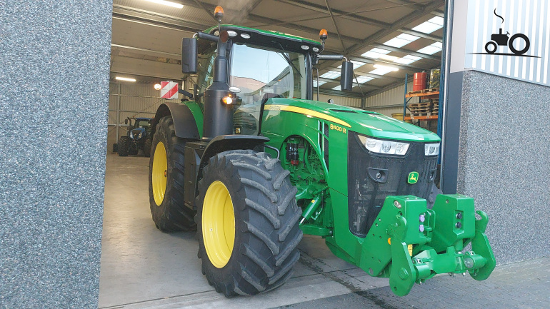 Foto John Deere 8400R #1502049