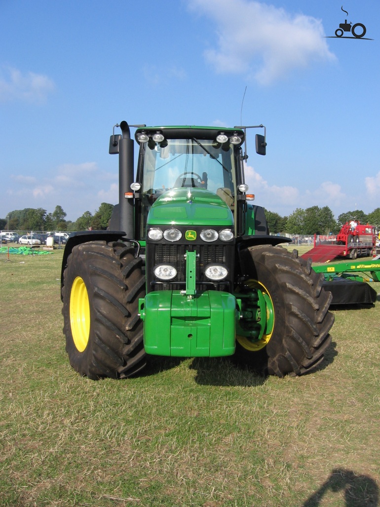 Foto John Deere 8330 #15049