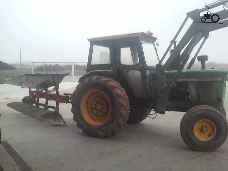 Foto John Deere 3130 #1505300