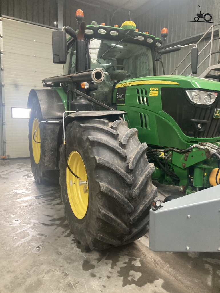 Foto John Deere 6155R #1507105
