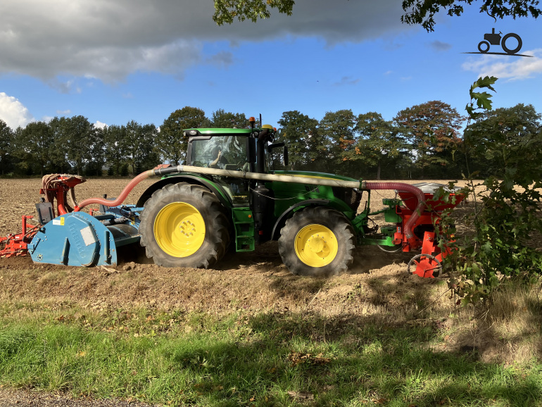 Foto John Deere 6155R #1509484