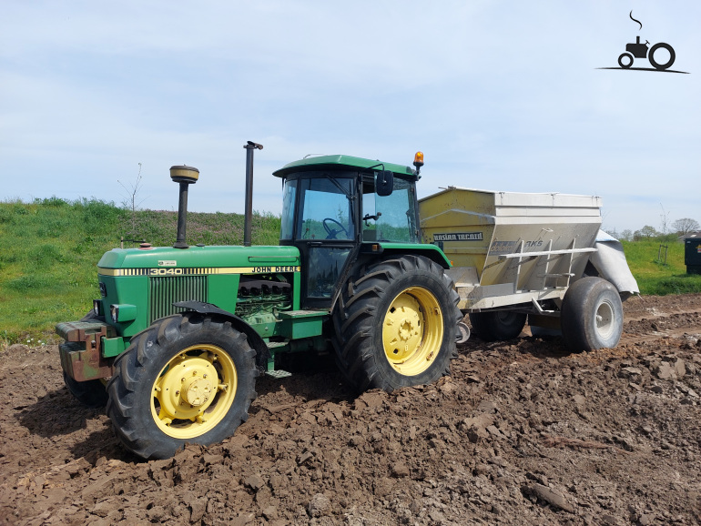 Foto John Deere 3040 #1517455
