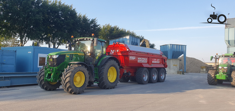 Foto John Deere 6R 250 van Kraakman BV