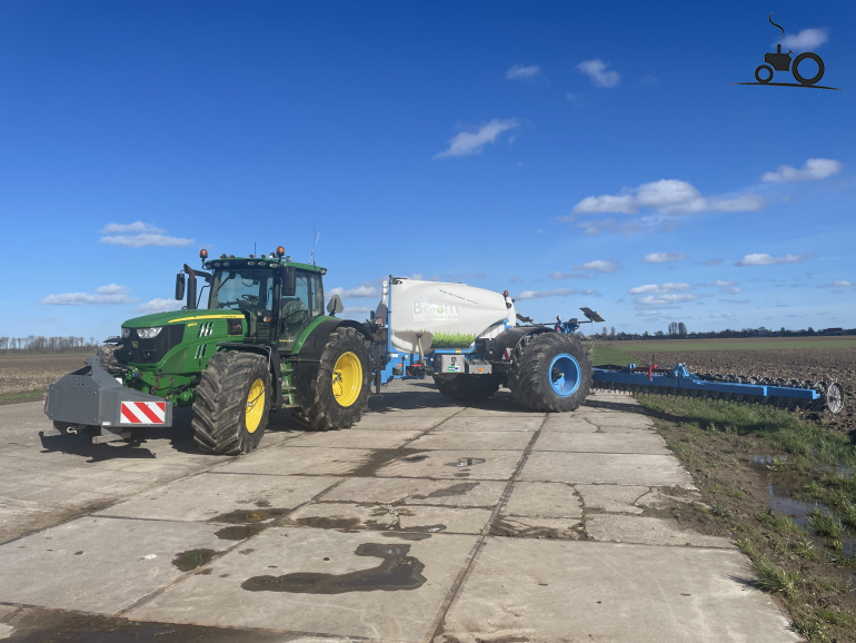 Foto John Deere 6155R van Boom agriservices