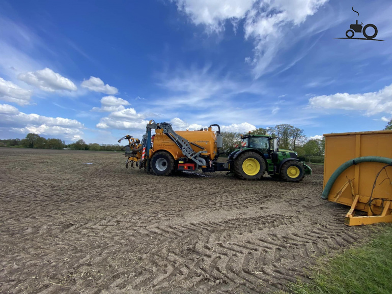 Foto John Deere 6175R van A.j. Looman & Zn.