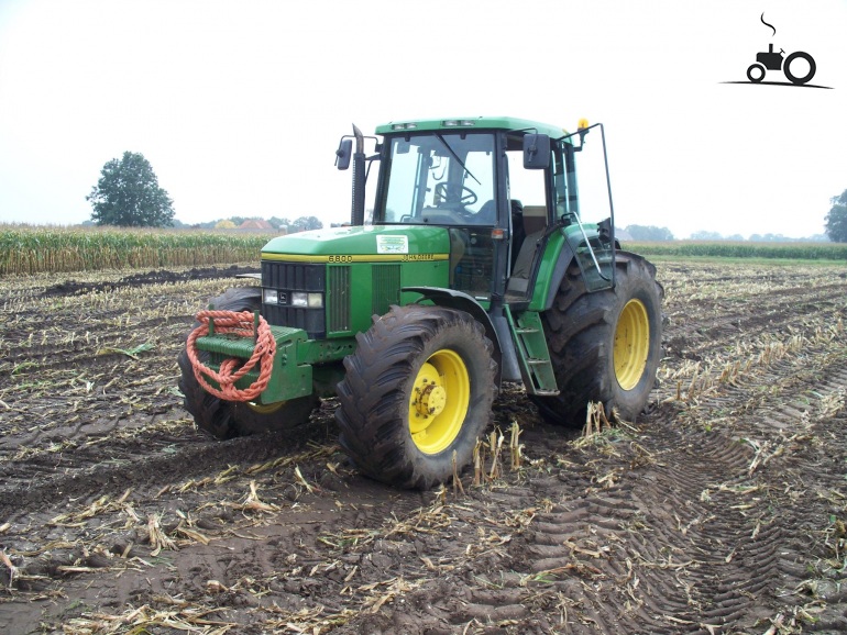 Foto John Deere 6800 #410351