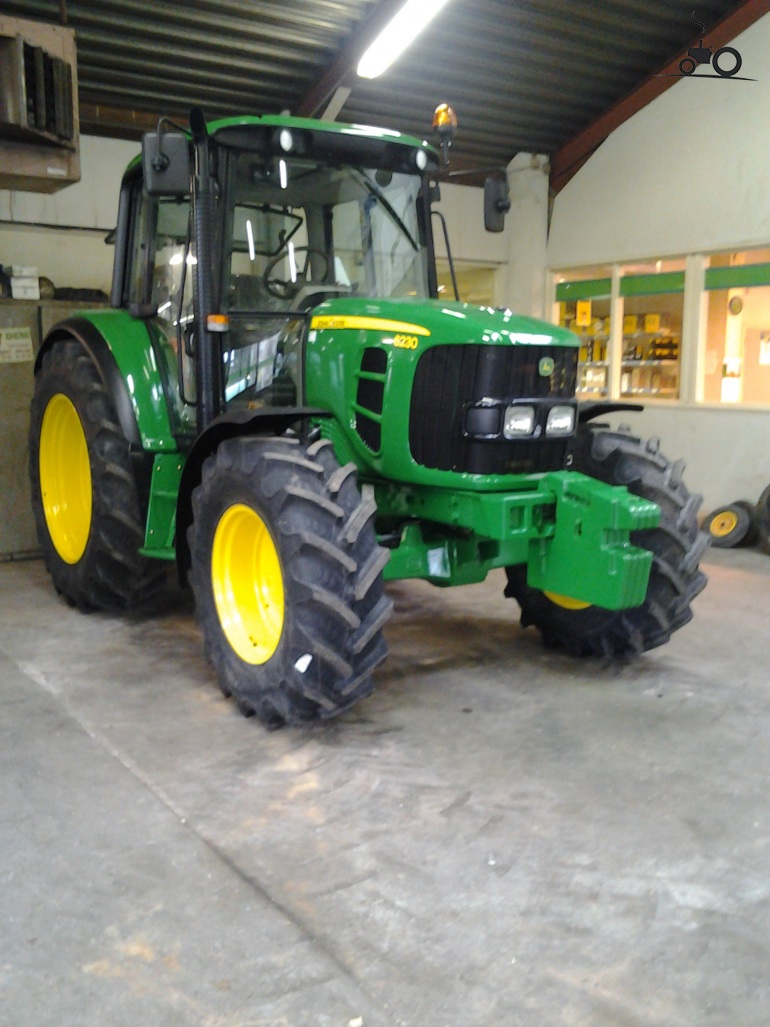 Foto John Deere 6230 Premium #600391