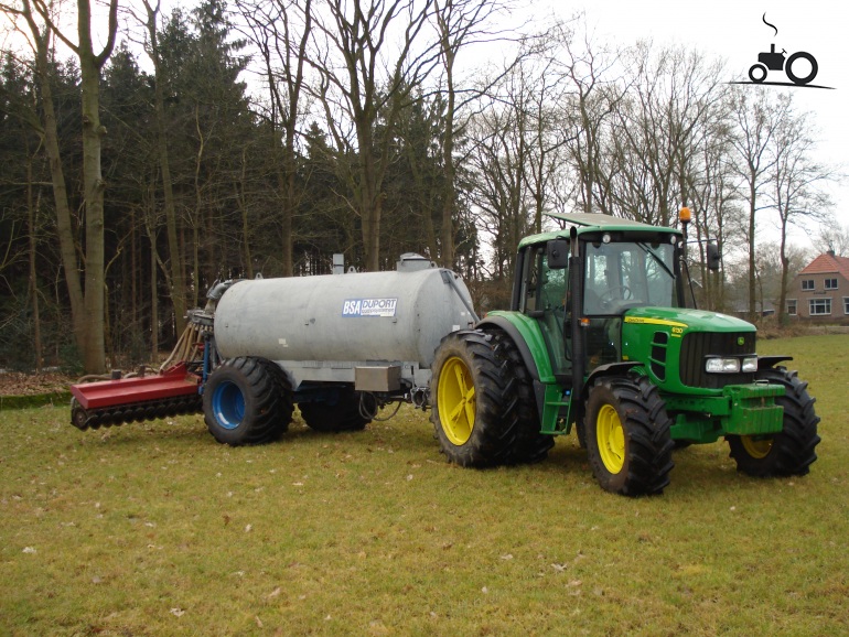 Foto John Deere 6130 #603526