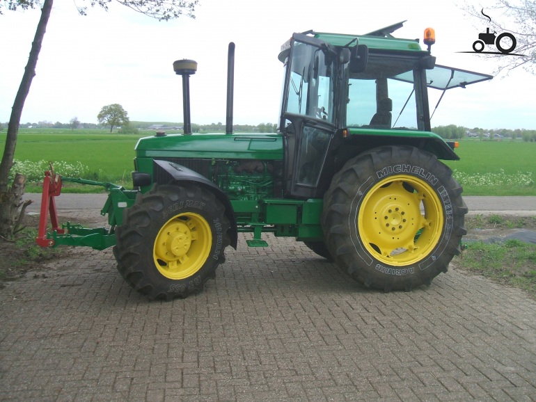 Foto John Deere 2650 #632405