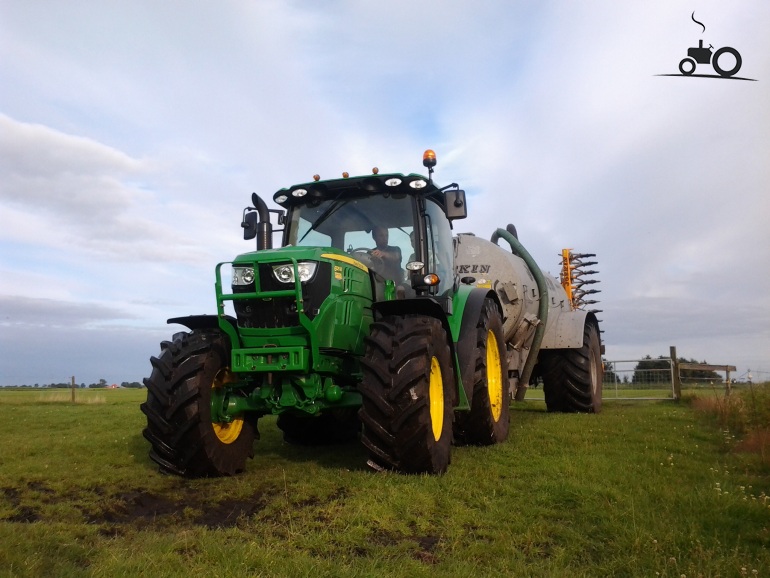 Foto John Deere 6125R #671544