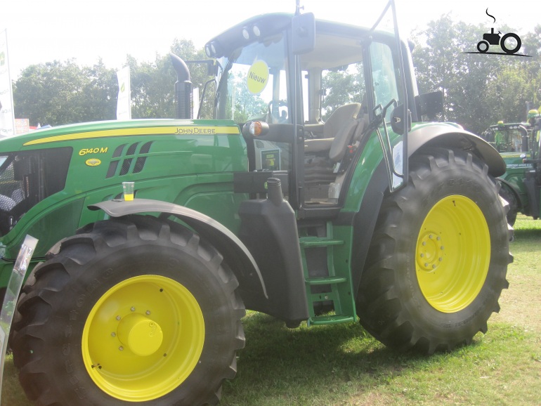 Foto John Deere 6140M #685967