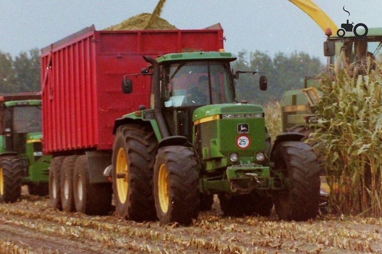 Foto John Deere 4955 #717893