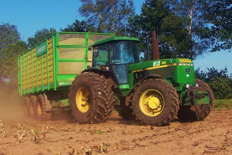 Foto John Deere 4955 #722252