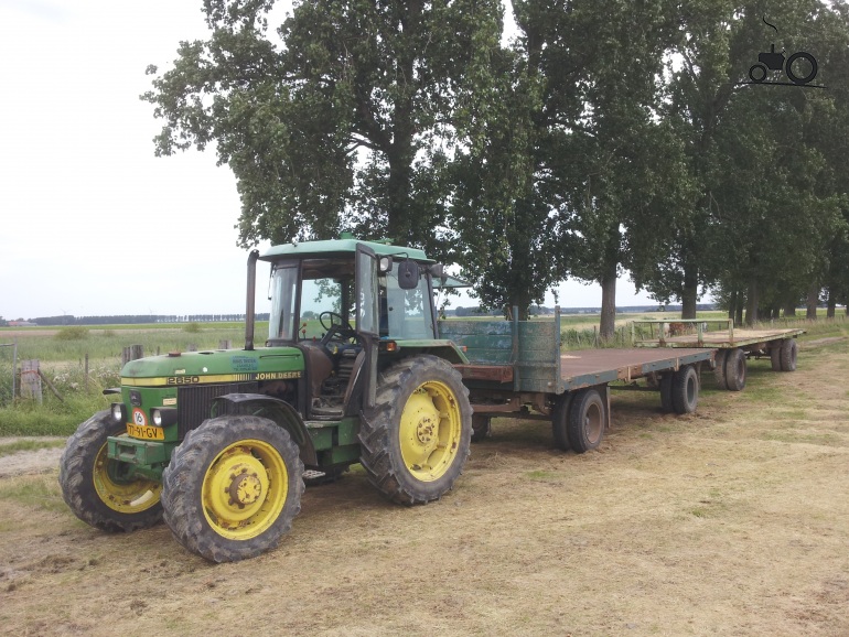 Foto John Deere 2650 #756841