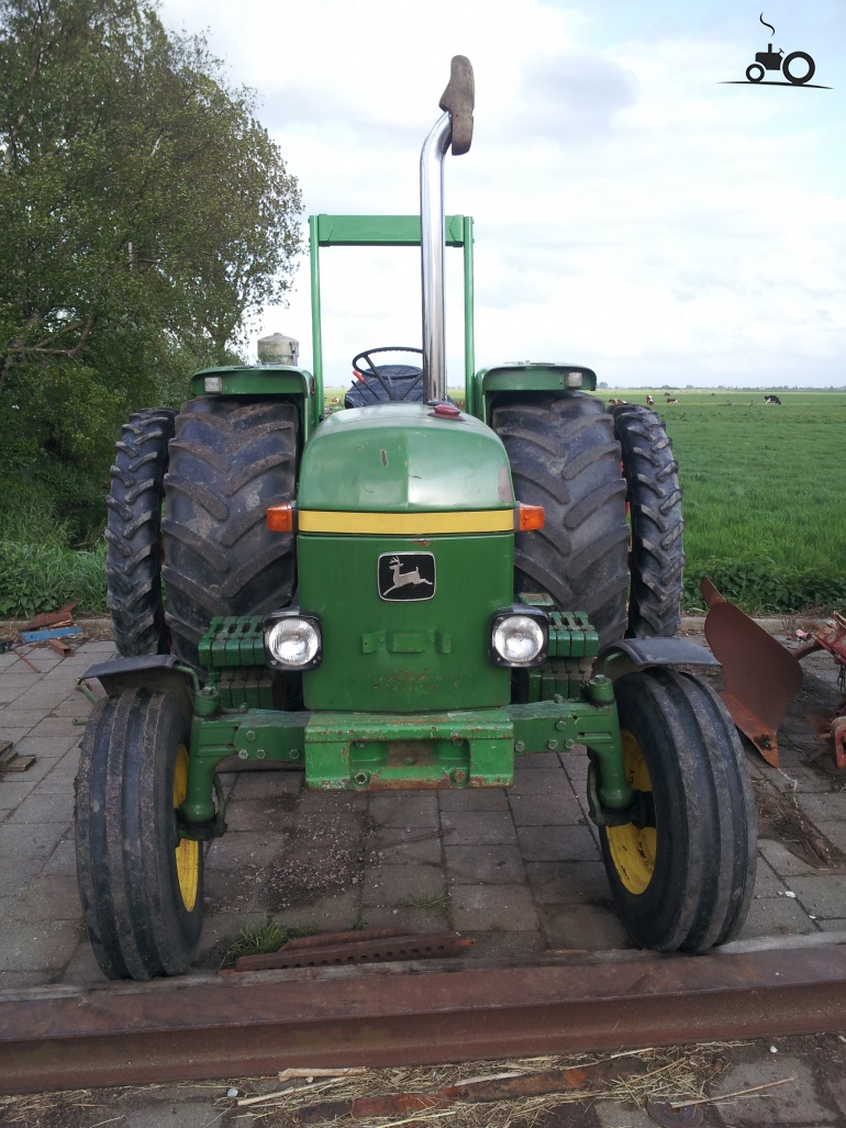 Foto John Deere 3030 #757582