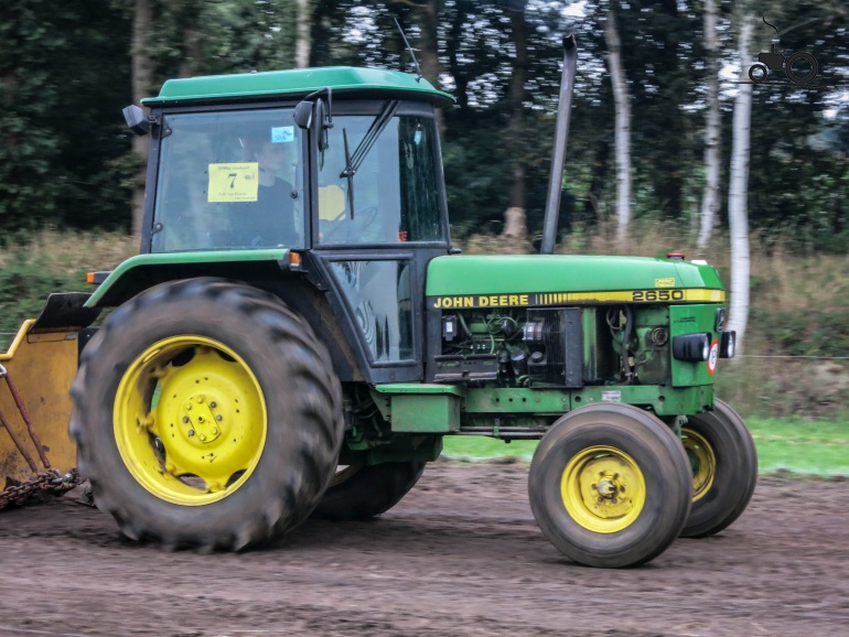 Foto John Deere 2650 #791840
