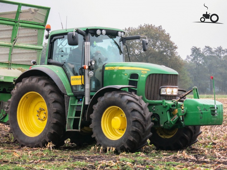 Foto John Deere 7530 Premium #877036
