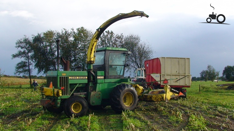 Foto John Deere 5830 #897703