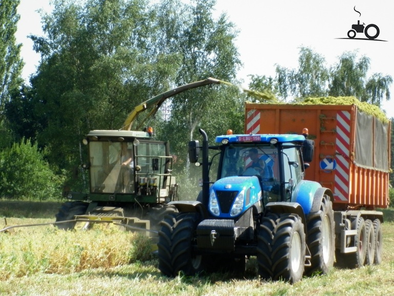 Foto John Deere 5830 #924191