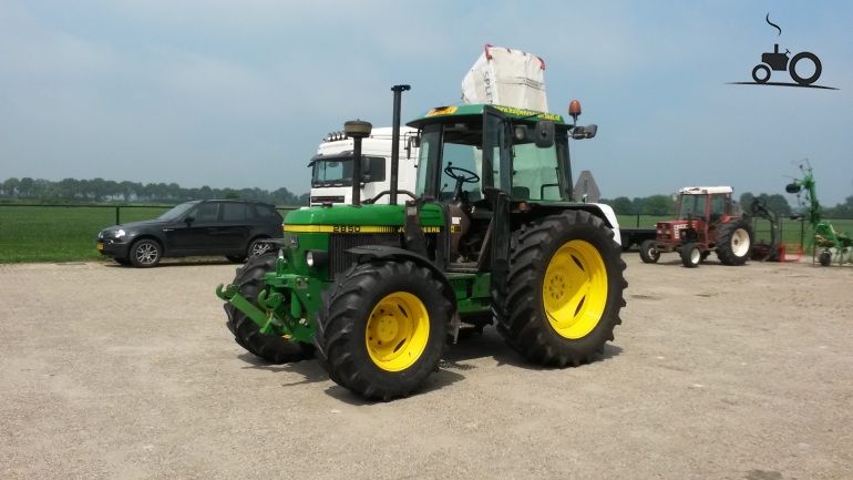 Foto John Deere 2850 #969637