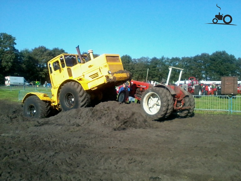 Foto Kirovets k700a #813435