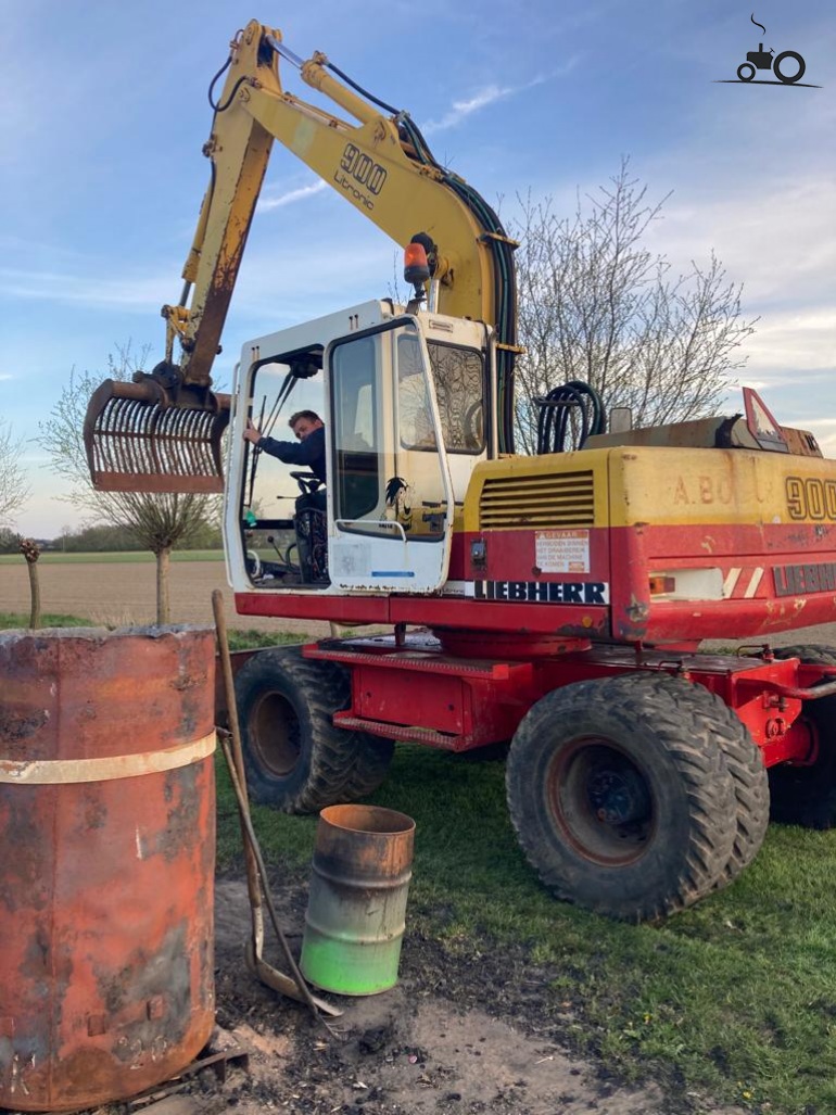 Foto Liebherr 900 litronic #1414604