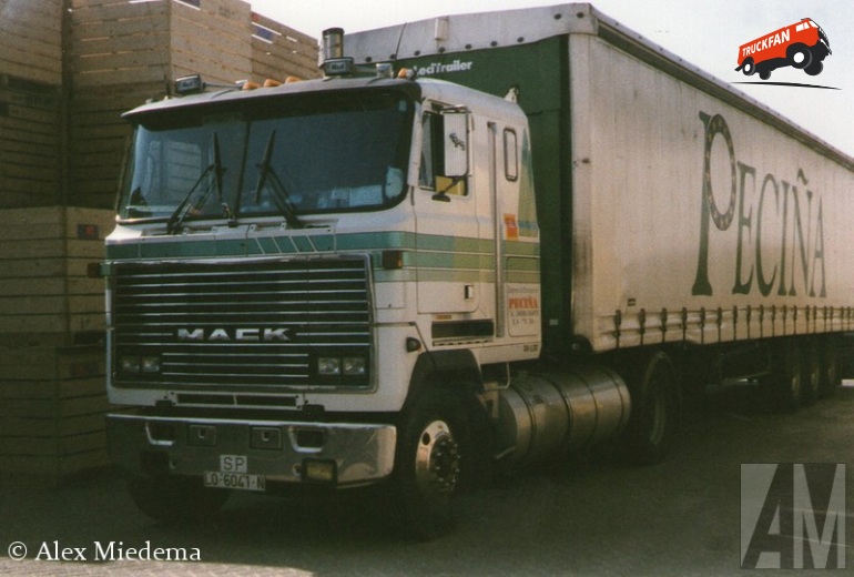 Foto Mack MH (Ultraliner) #1026471