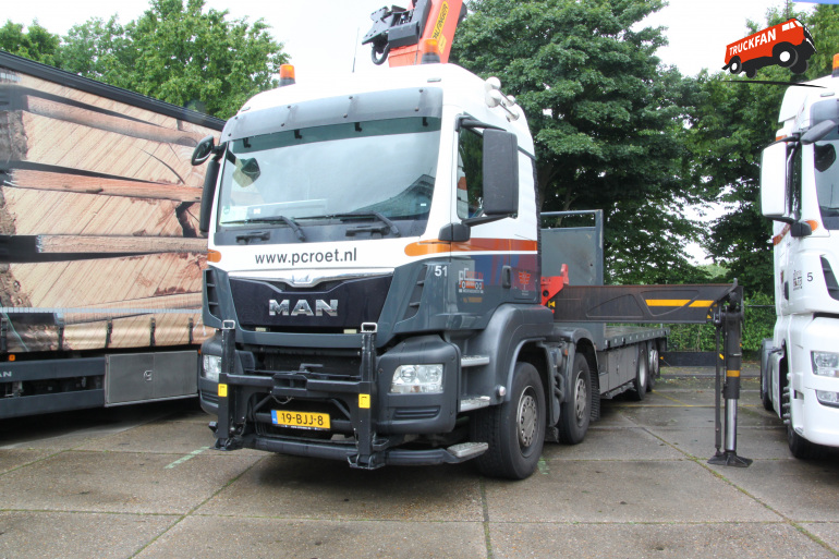 Foto MAN TGS van P.C. Roet verticaal/horizontaal transp. B.V.