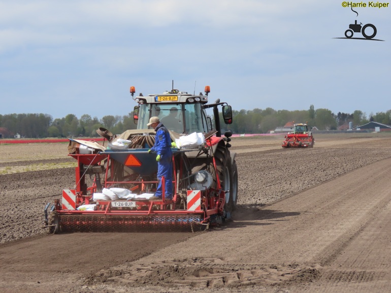 Foto Massey Ferguson 7715 #1470032