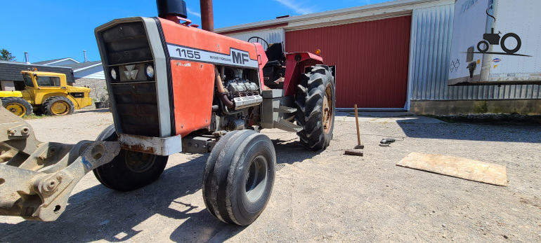 Foto Massey Ferguson 1155 #1480531