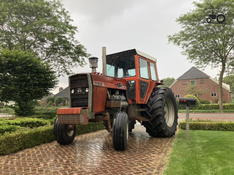 Foto Massey Ferguson 1155 #1530270