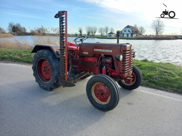 Foto Mc-Cormick D 219 #1457058