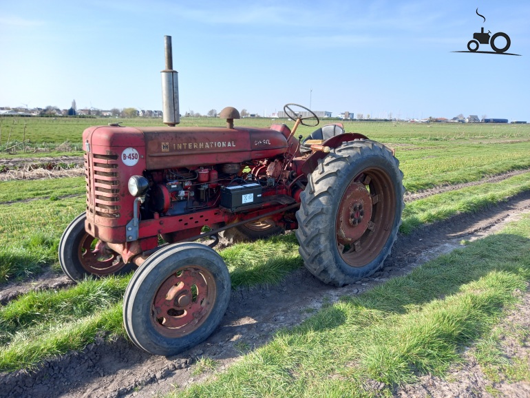 Foto Mc-Cormick B-450 #1462283