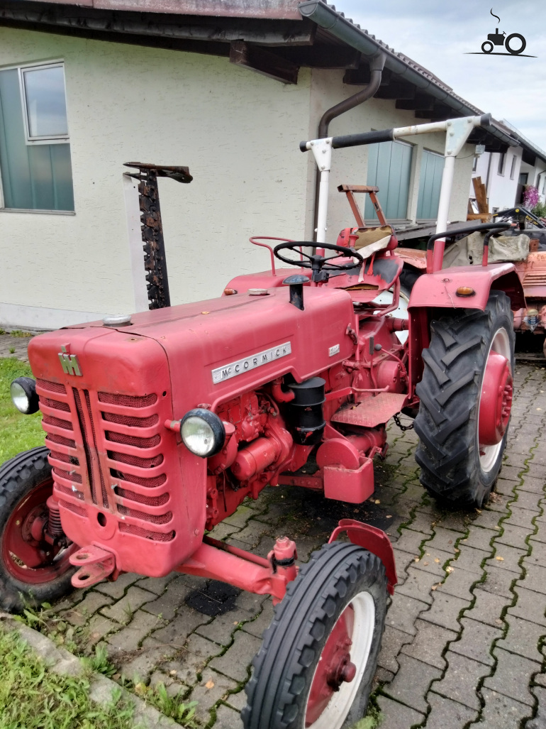 Foto Mc-Cormick D 324 #1491340