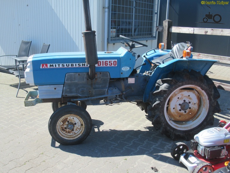 Foto Mitsubishi D1550 #1467541