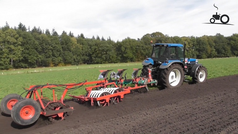 Foto New Holland 8340 #1263163