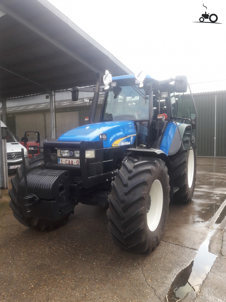 Foto New Holland TM 140 #1312233