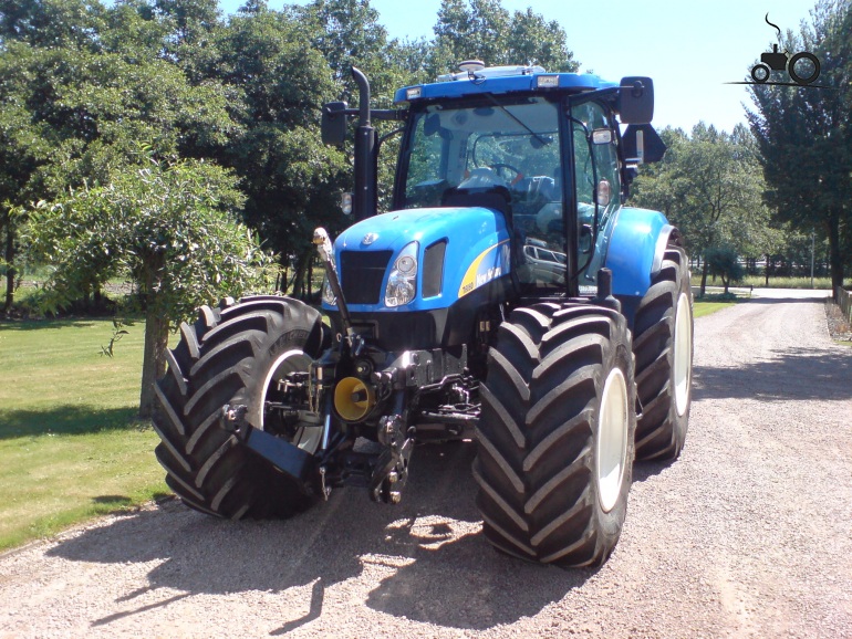 Foto New Holland T 6080 #138083