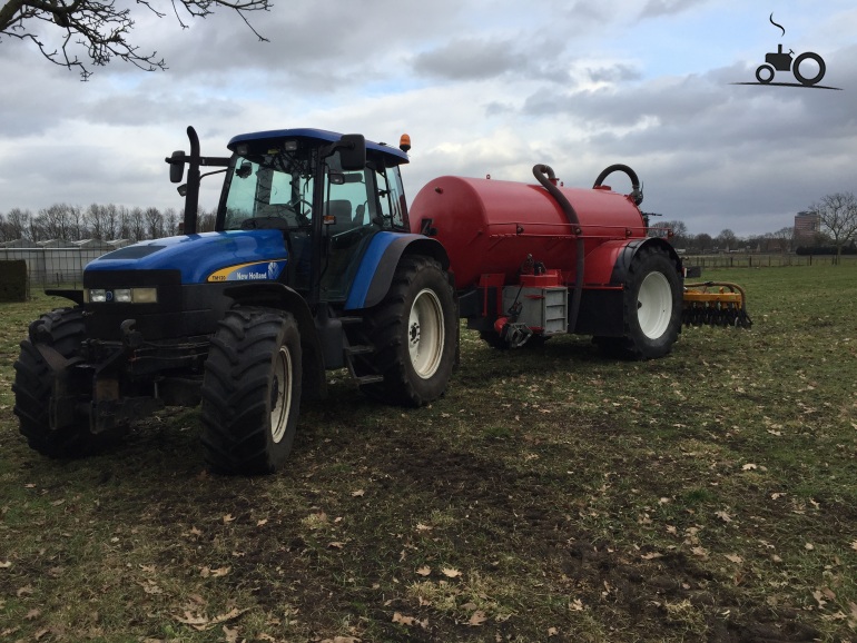 Foto New Holland TM 120 #1400650