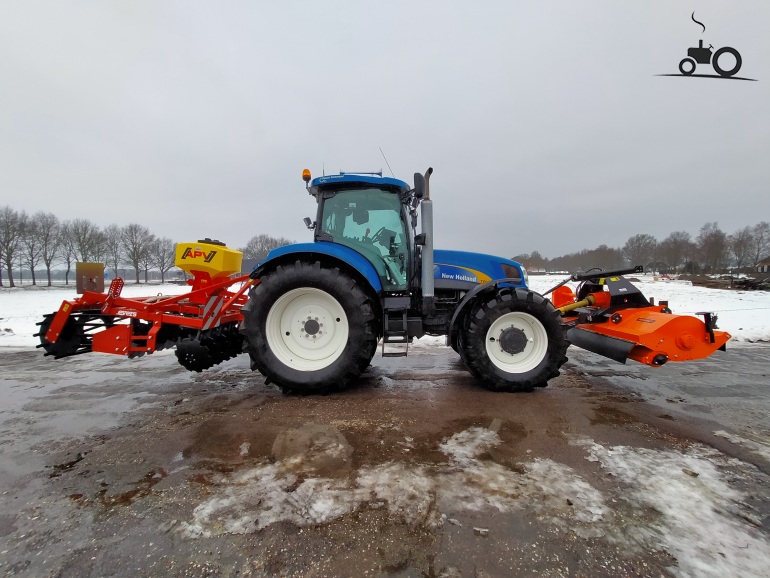 Foto New Holland T 6080 #1418326