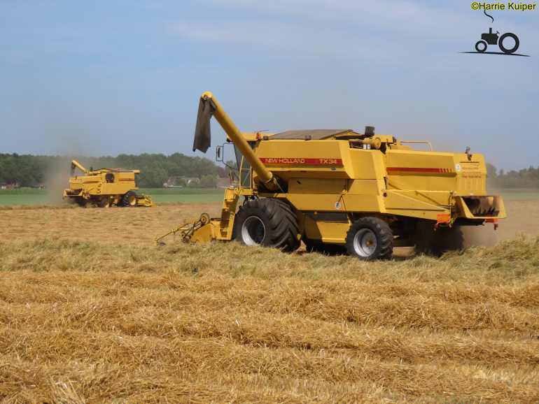 Foto New Holland TX 36 #1485028