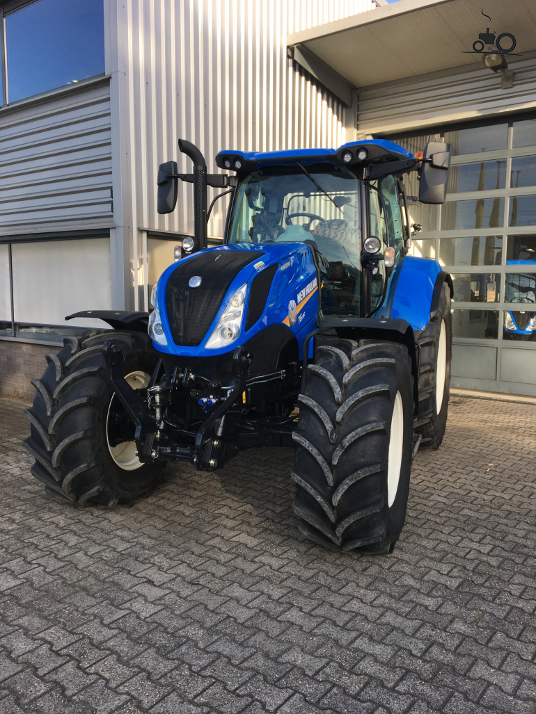 Foto New Holland T 6.180 #1494729