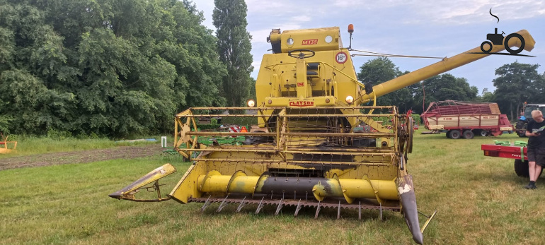 Foto New Holland clayson M 135 #1502669