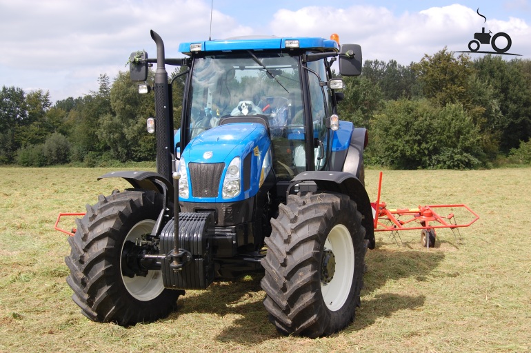 Foto New Holland T 6010 Plus #397288