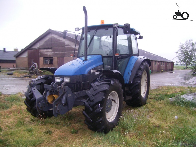 New Holland 7635 - United Kingdom - Tractor picture #50697