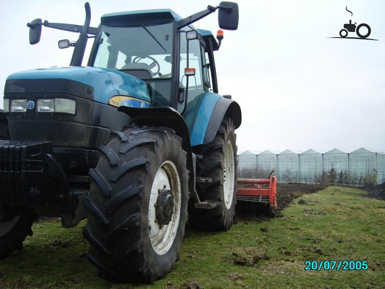 Foto New Holland TM 120 #5842
